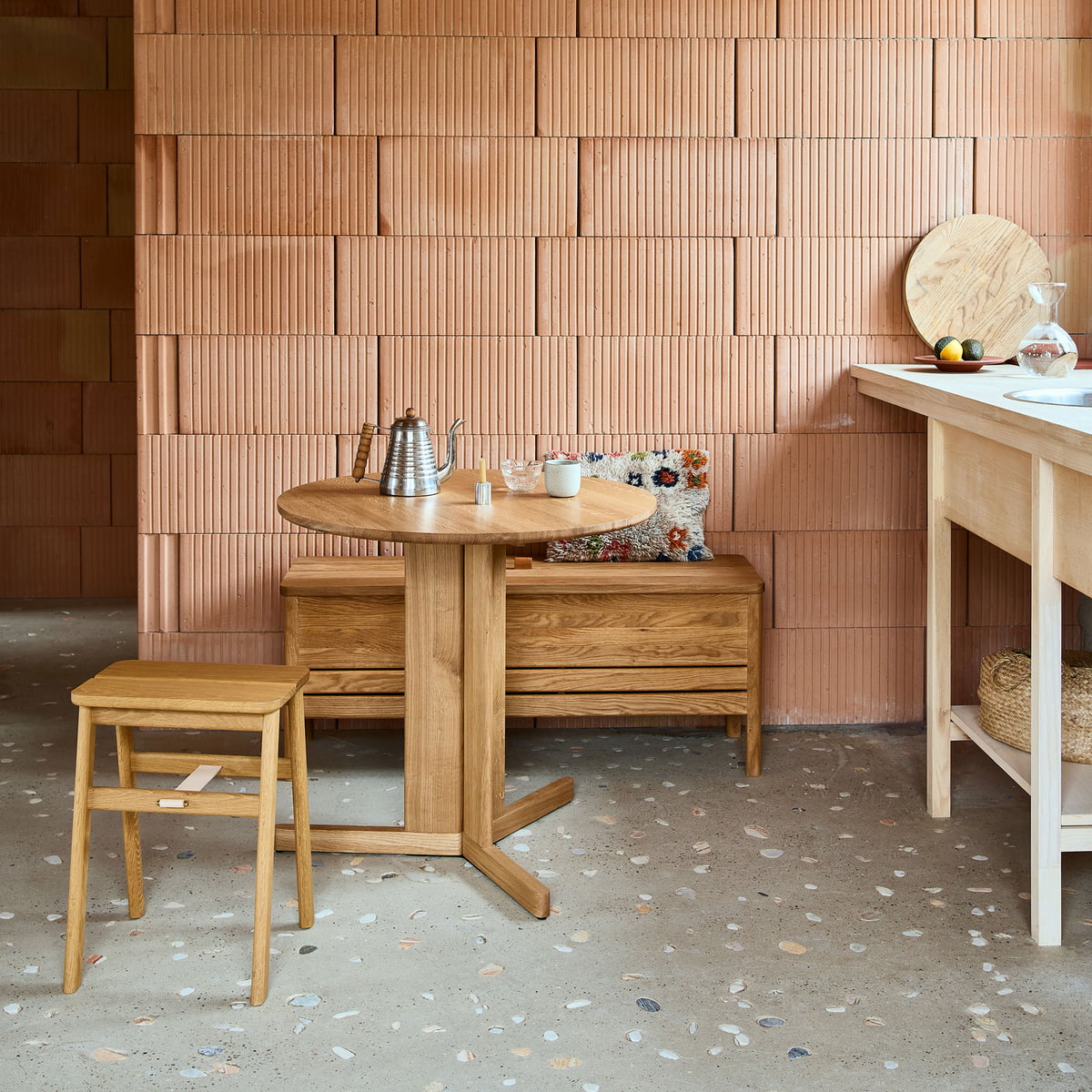 Form & Refine - Trefoil Tafel | Connox